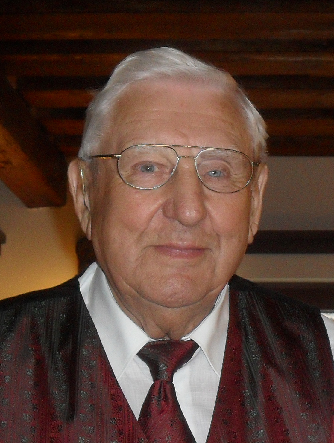 Beisetzungen und Bestattungen im Raum Steinhaus | Trauerfälle